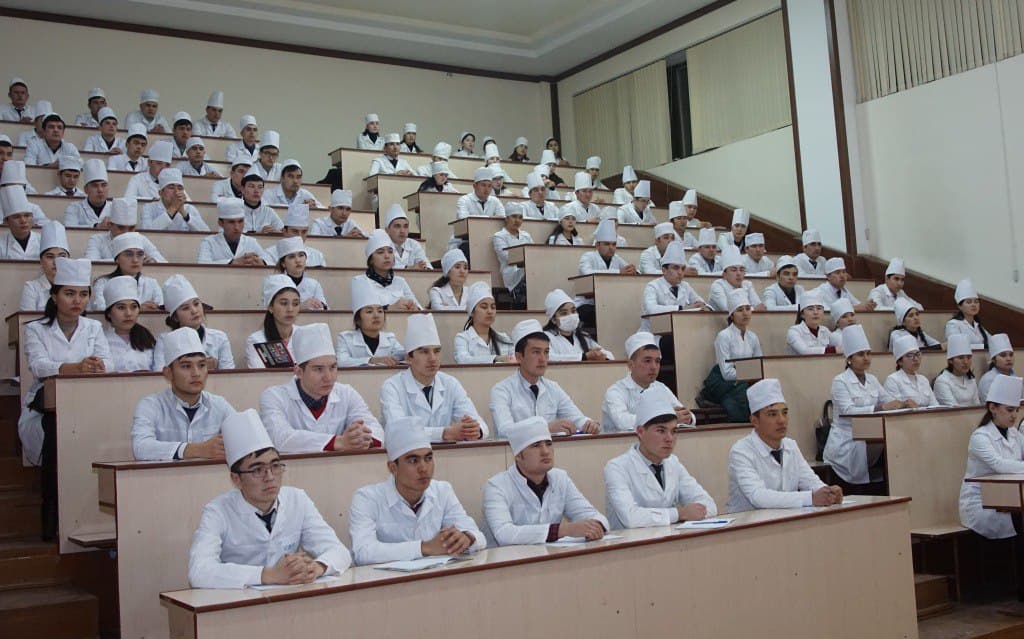 SSV: Ko'p tarmoqli tibbiyot muassasalarida tashkil etilgan internatura ...