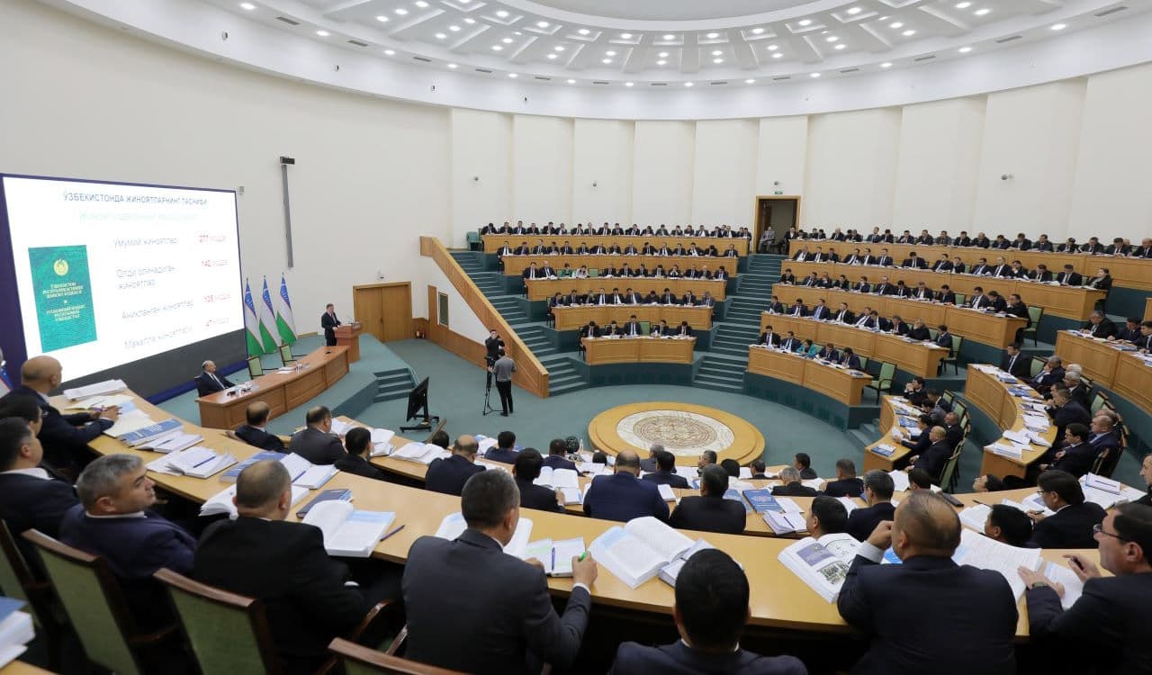 Ijro hokimiyati organlari rahbar kadrlari va sektorlar rahbarlari uchun tashkil etilgan oʻquv ...